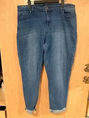 Kenneth Cole | Jeans | Kenneth Cole Ankle Jeans In Medium Blue Wash ...